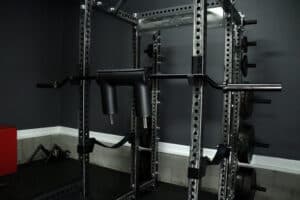 7 Best Safety Squat Bars to Buy in 2025: SSB Buying Guide