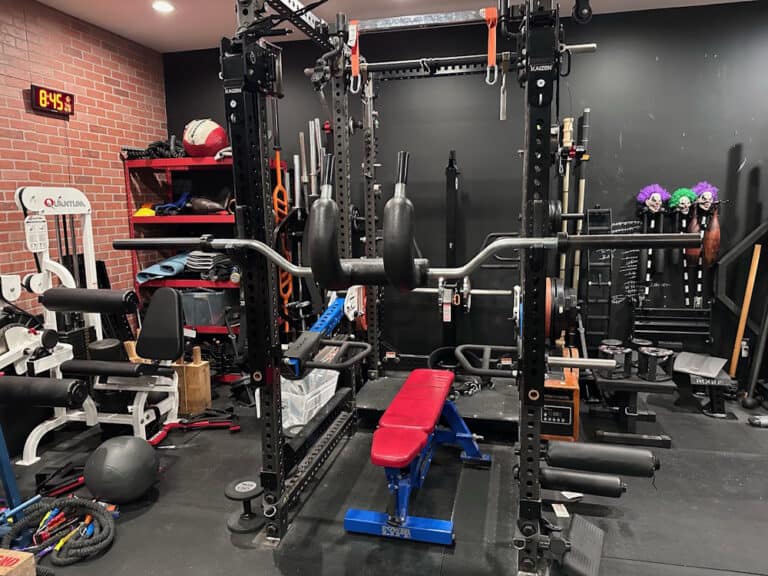 7 Best Safety Squat Bars to Buy in 2025: SSB Buying Guide